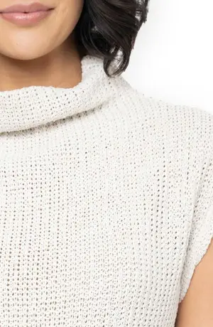 GIBSONLOOK Funnel Neck Sweater - Natural