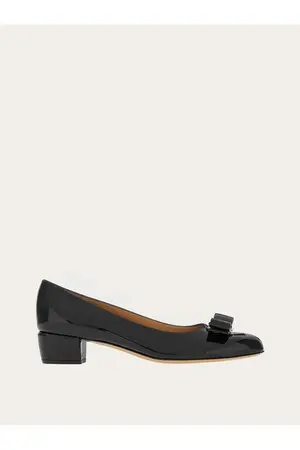FERRAGAMO Vara Pump - Black