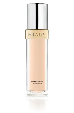 Prada Reveal Skin Optimizing Refillable Soft Matte Foundation Lc5