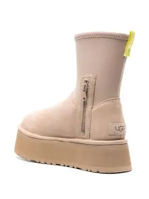 UGG Classic Dipper Platform Boots