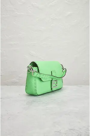 Fendi Mama Baguette Shoulder Bag - Green