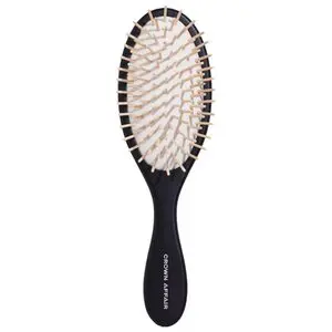 CROWN AFFAIR The Wooden Detangling Hair Brush No. 002 For All Hair Types - One-color
