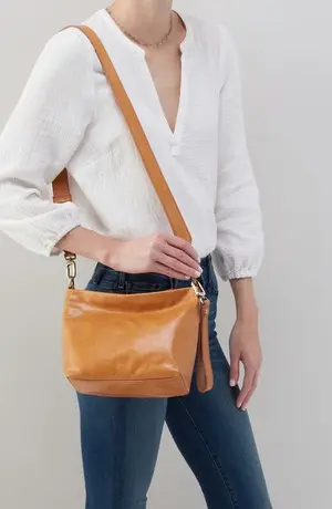 Hobo Ashe Leather Crossbody Bag - Natural