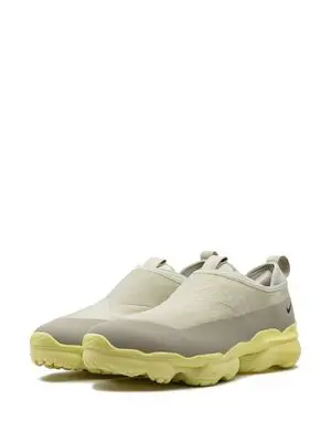 Nike Vapormax Moc Roam Sneakers