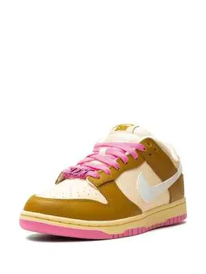 Nike Dunk Leather Sneakers - Brown