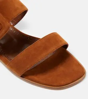 Manolo Blahnik Titubaflat Suede Sandals - Brown