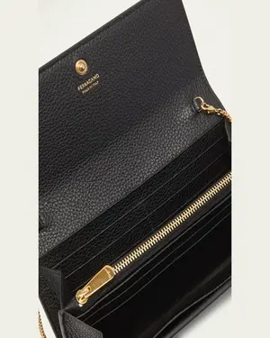 FERRAGAMO Gancino Flap Leather Wallet On Chain - Nero