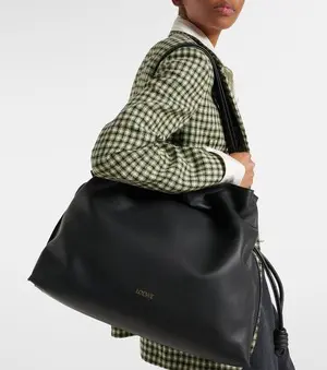 Loewe Flamenco Xl Leather Clutch - Black