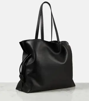 Loewe Flamenco Xl Leather Clutch - Black