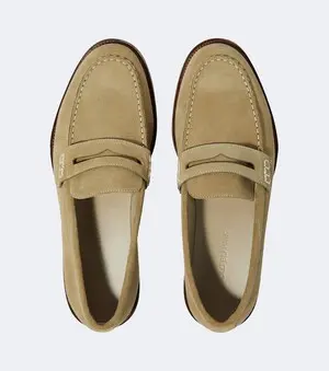 Manolo Blahnik Perry Suede Loafers - Beige