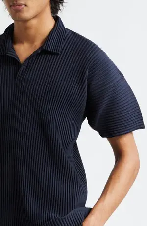 Issey Miyake Basics Pleated Polo - Navy