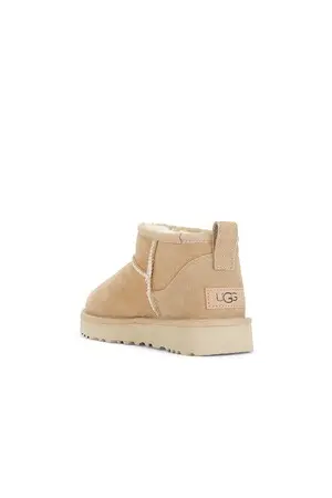 UGG Classic Ultra Mini Boot - Sand