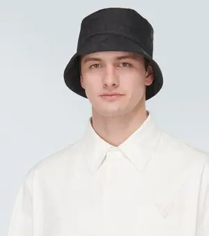 Valentino Garavani Reversible Bucket Hat - Black