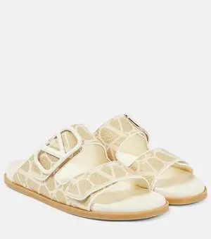 Valentino Garavani Vlogo Signature Raffia Slides - Beige