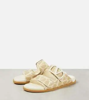 Valentino Garavani Vlogo Signature Raffia Slides - Beige