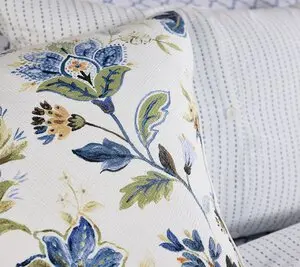 HOME REFLECTIONS Reversible Floral Comforter Set- Full