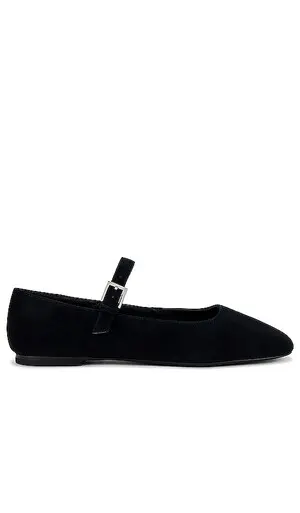 Raye Lin Flats