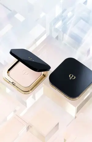CLE DE PEAU BEAUTE Refining Able Pressed Powder - Regular