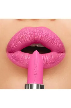 MAC COSMETICS Macximal Silky Matte Lipstick - Candy Yum Yum