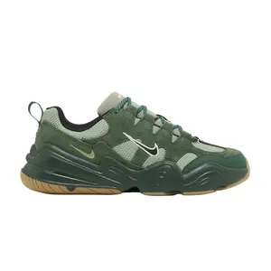 Nike Tech Hera Sneakers - Green