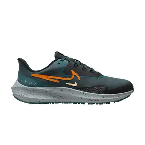 Nike Air Zoom Pegasus 39 Shield Sneakers - Green