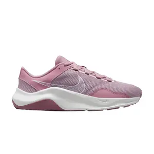 Nike Legend Essential 3 Next Nature Sneakers Pink