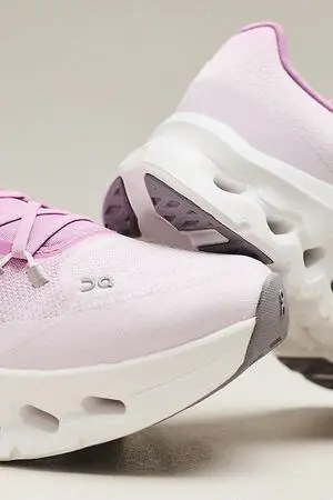 On Cloudtilt Sneakers - Pink