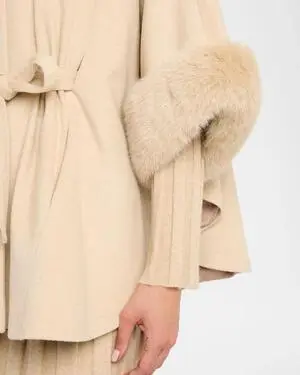 Sofia Cashmere Shawl With Faux Fur Trim - Oatmeal