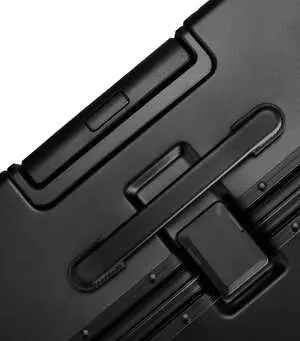 CARL FRIEDRIK Large Check-in Suitcase - Black