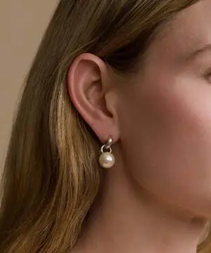 SOPHIE BUHAI Everyday Pearl Earrings