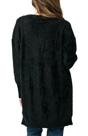 GIBSONLOOK Eyelash Cozy Cardigan