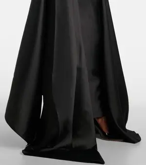 Solace London One-shoulder Twill Gown