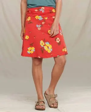 TOAD & CO Chaka Skirt In Winterberry Floral Print - Red