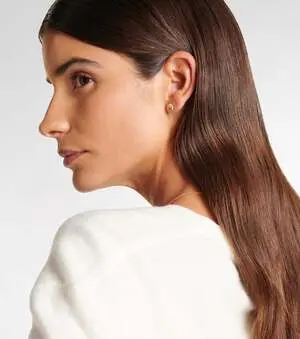 SYDNEY EVAN Croissant Small Stud Earring