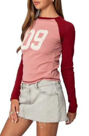 EDIKTED Raglan Crop T-shirt