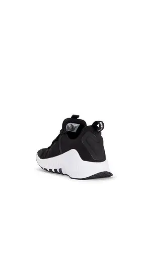 Nike Free Metcon 6 Sneakers - Black & White