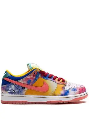 Nike Dunk Low Sb Friends & Family Futura Laboratories Sunblush Sneakers