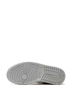 JORDAN Air 1 Low Sneakers - Grey