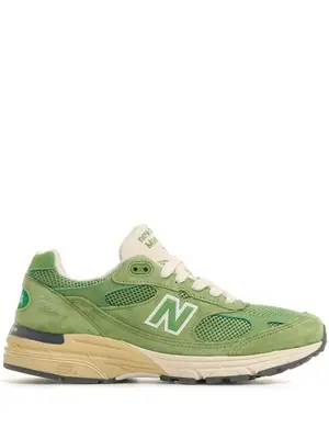 NEW BALANCE Logo Patch Panelled Sneakers - Green