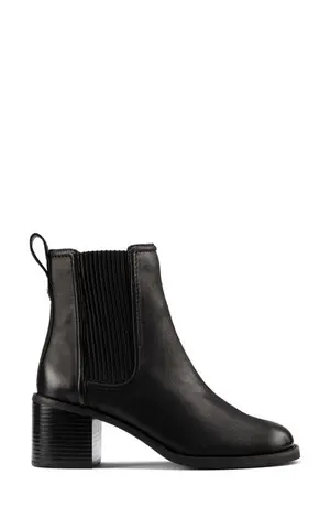 Clarks Chamberly Top Chelsea Boot