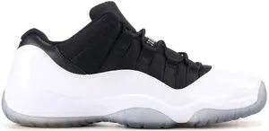 JORDAN 11 Retro Low Sneakers