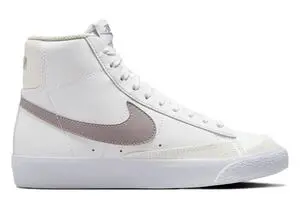 Women's Nike Mid Blazer 77