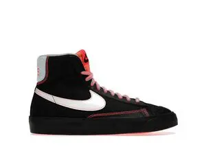 Nike Blazer Mid '77 Sneakers