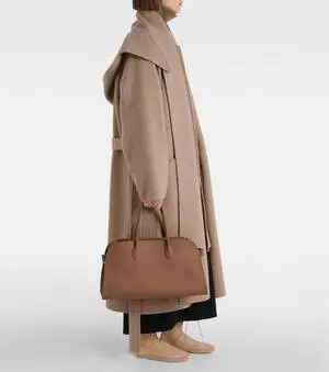 THE ROW Tyler Suede Boots - Beige
