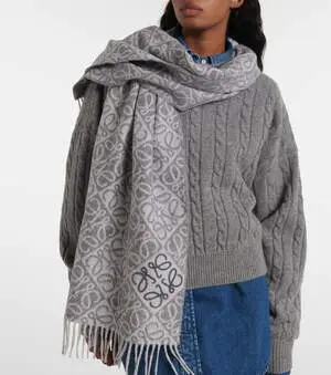 Loewe Anagram Wool And Cashmere Scarf - Grey