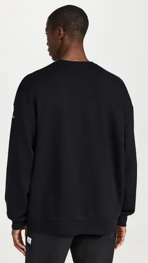 Alo Yoga Chill Crew Pullover Sweatshirt