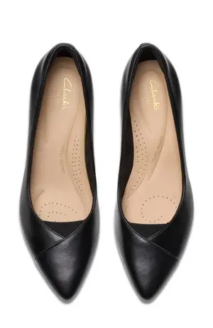 Clarks Pointed Toe Pump