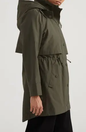 Universal Standard Precision Water Resistant Hooded Parka