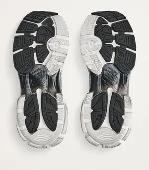 Balenciaga Runner Low-top Sneakers - White