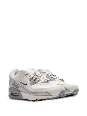 Nike Air Max 90 Sneakers